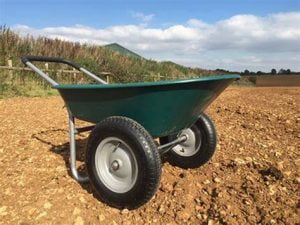 What Wheelbarrow Size Do you Need? [Wheelbarrow Sizing Guide ...