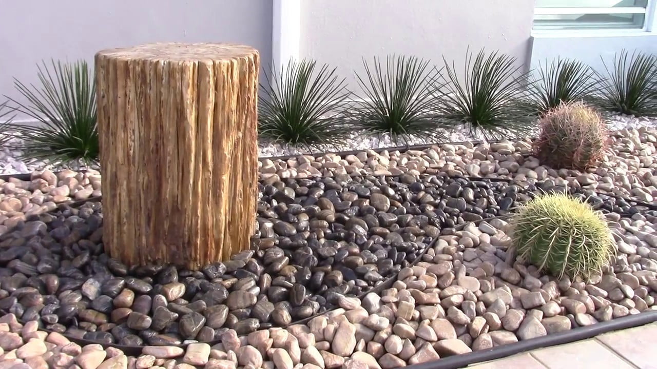 5 Kinds of Rocks Used for Desert Landscaping - Organize With Sandy