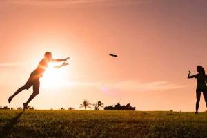 10 Ultimate Frisbee Games for Physical Education: Throw, Catch and Run ...